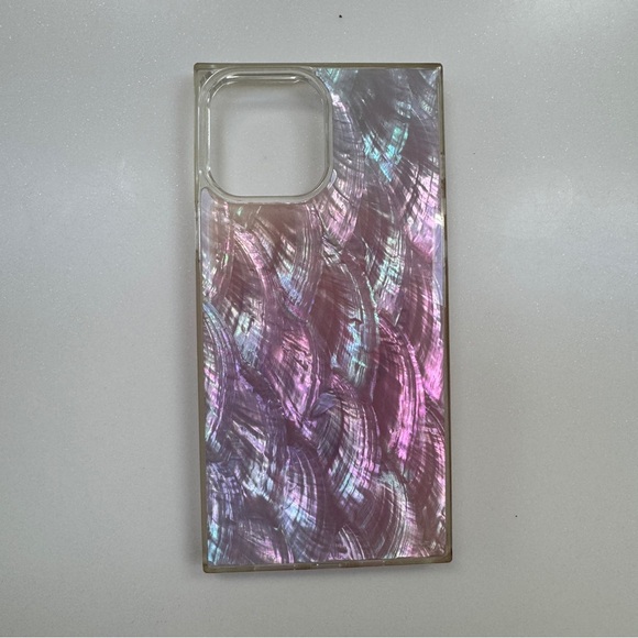 Flaunt | Accessories | Flaunt Motherofpearl Iphone 3 Pro Max Mag Safe ...